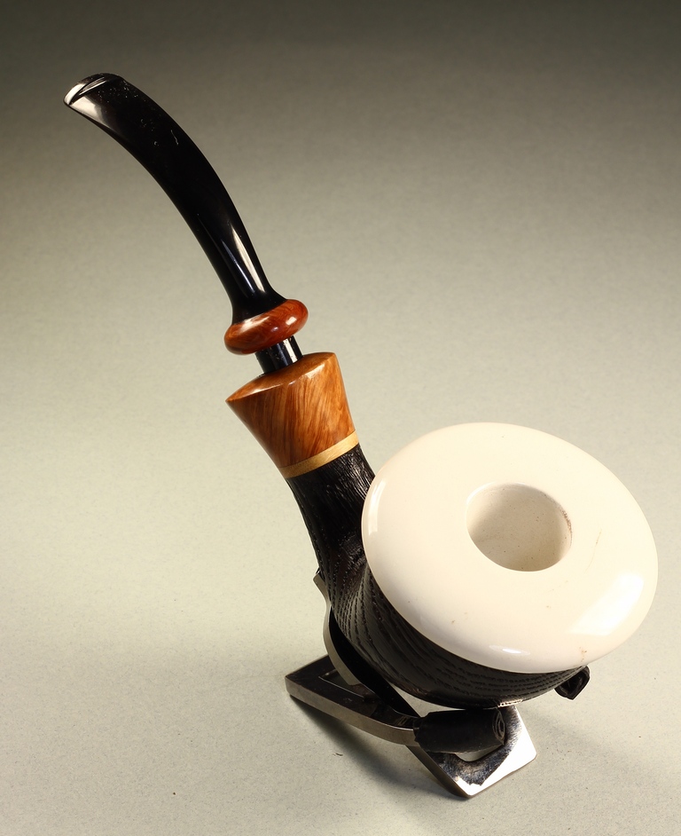 Calabash – Davorin Morta Pipes